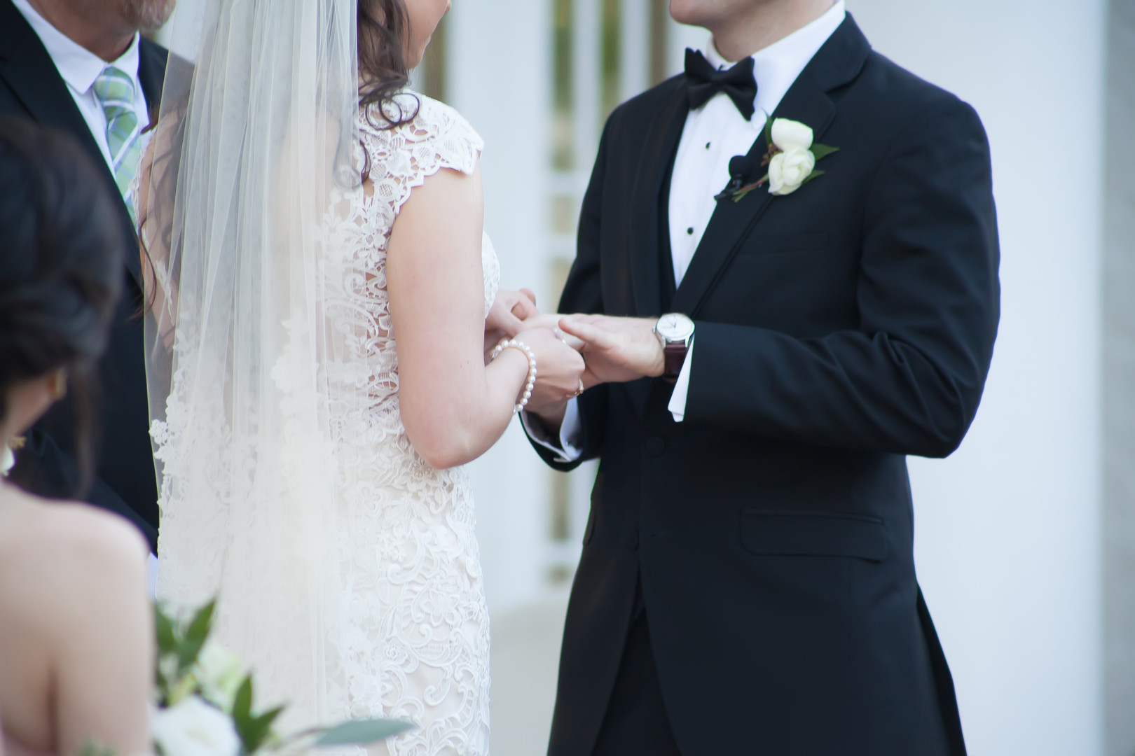 Traditional southern wedding is steeped in sweet, southern charm - I DO ...