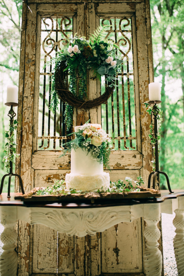 Rustic chic styled shoot - I DO Y'ALL